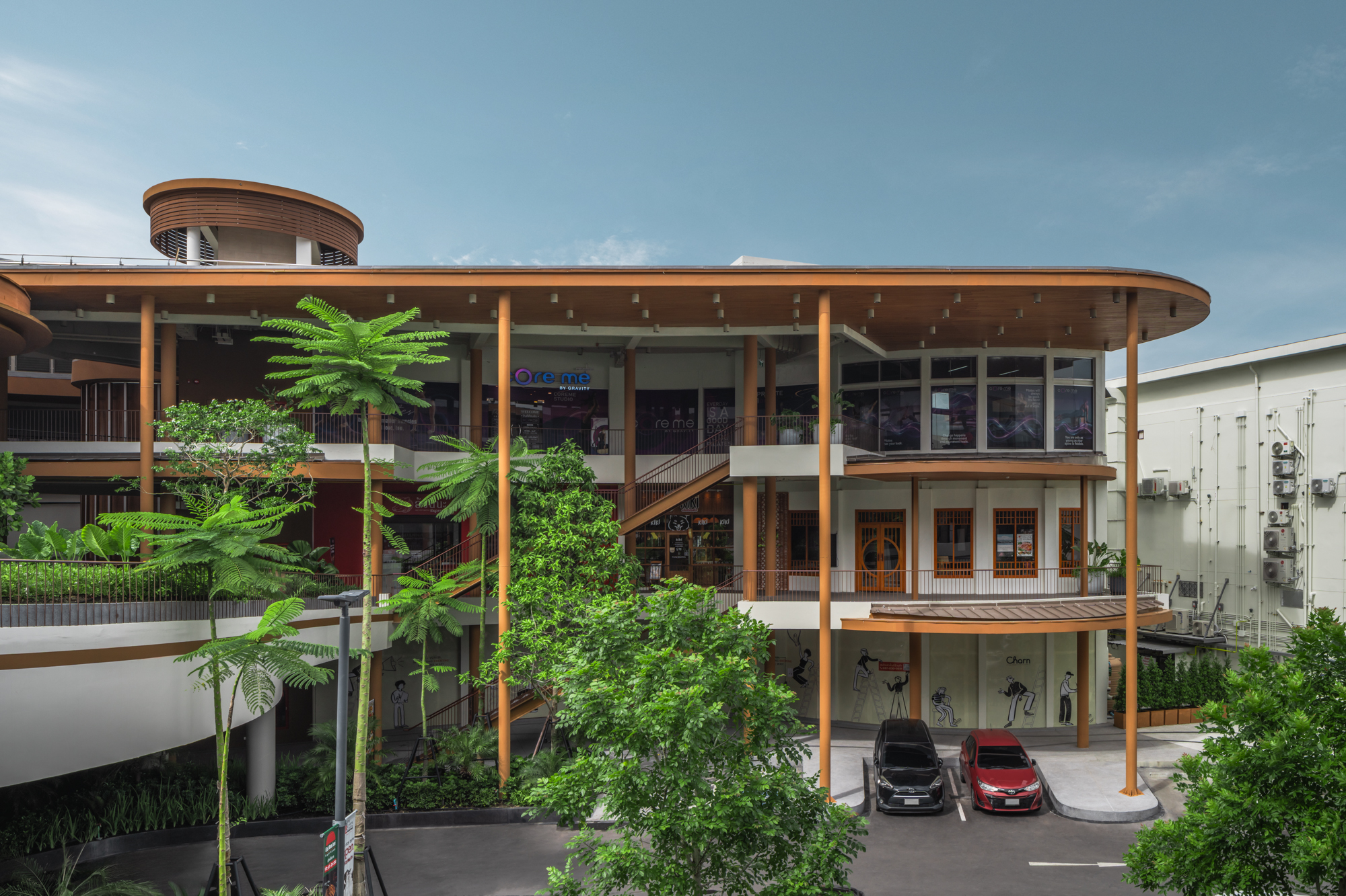 Charn at the Avenue - Integrated Field